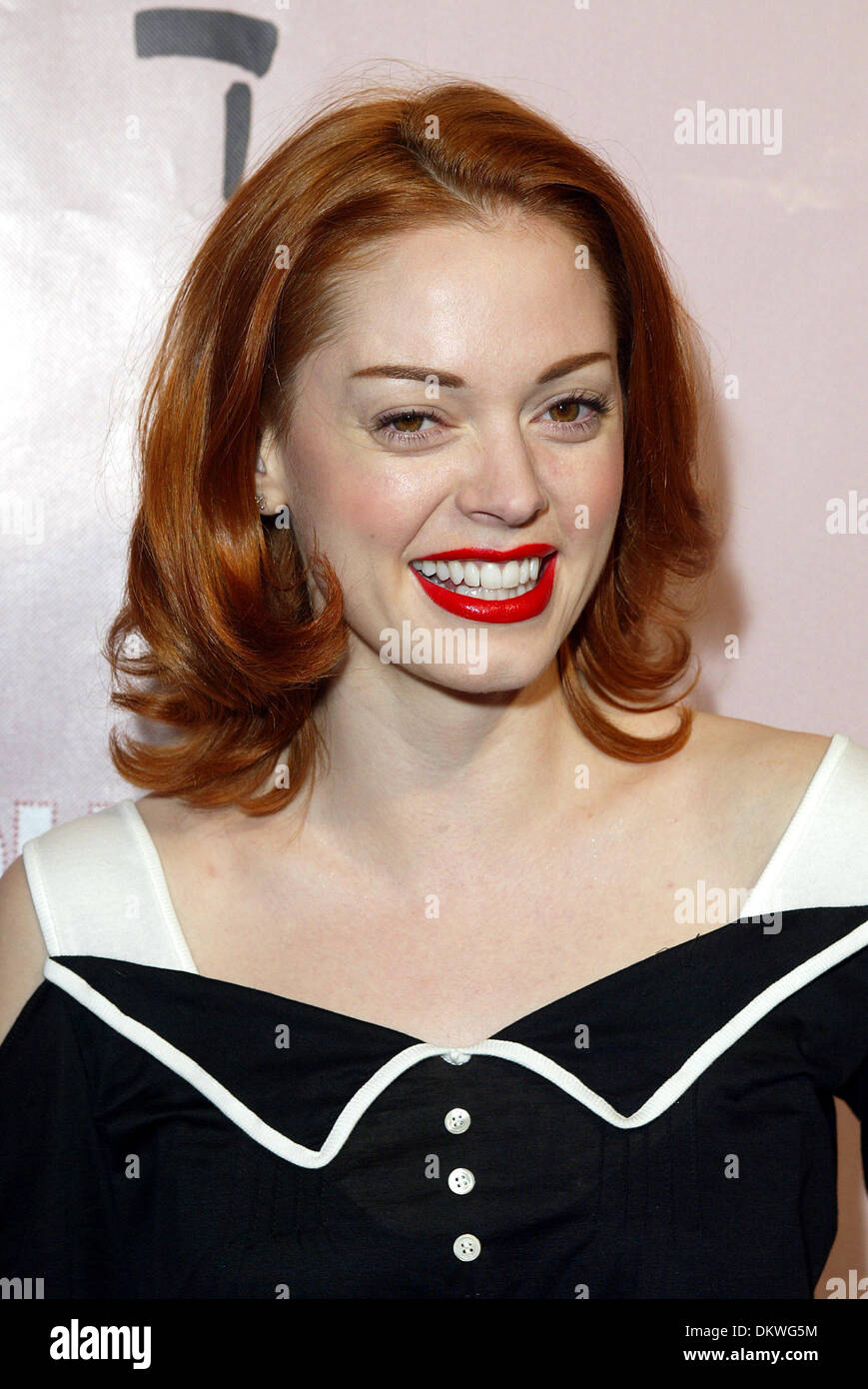 Rose Mcgowan 2002