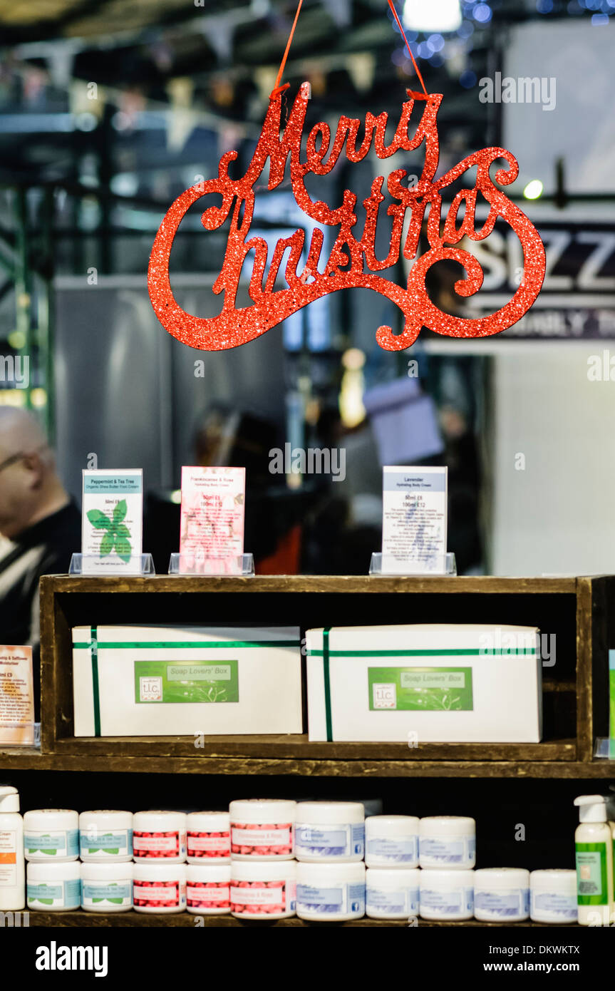 Christmas market stall sign hi-res stock photography and images - Alamy