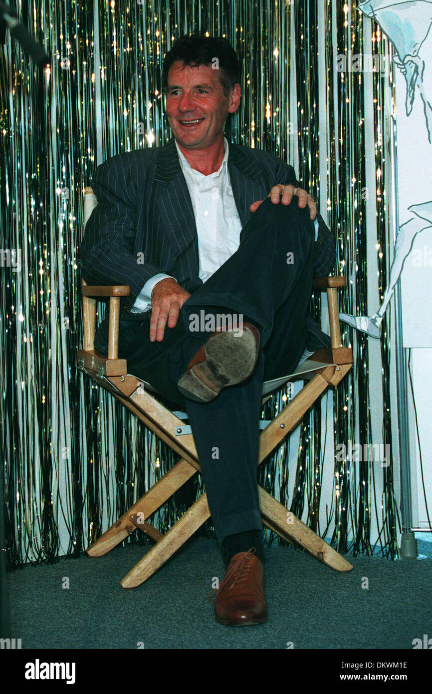 MICHAEL PALIN.COMEDY ACTOR & TV PRESENTER.02/07/1993.B18D22C Stock ...