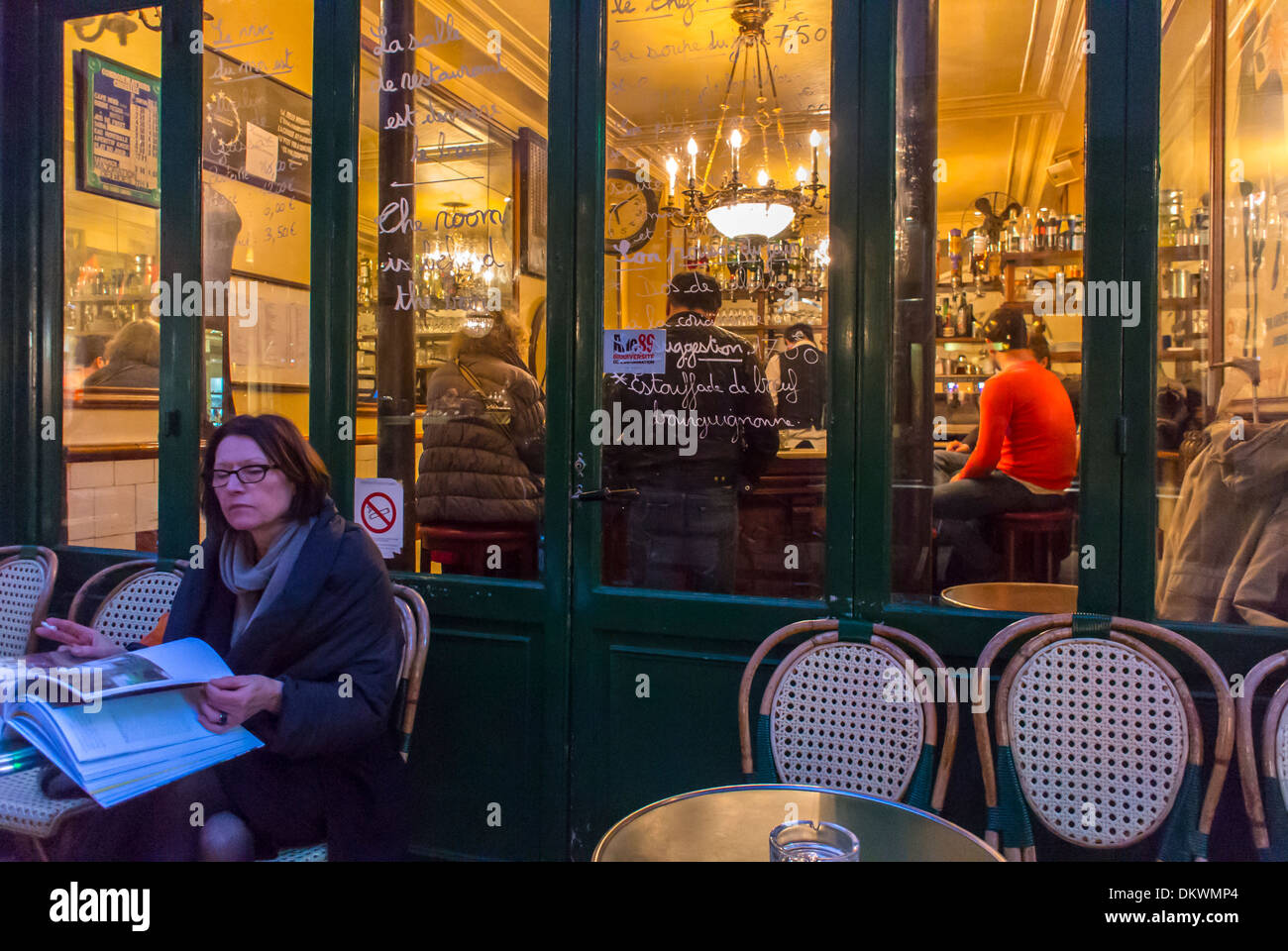 Fer restaurant chairs cafe hi-res stock photography and images - Alamy