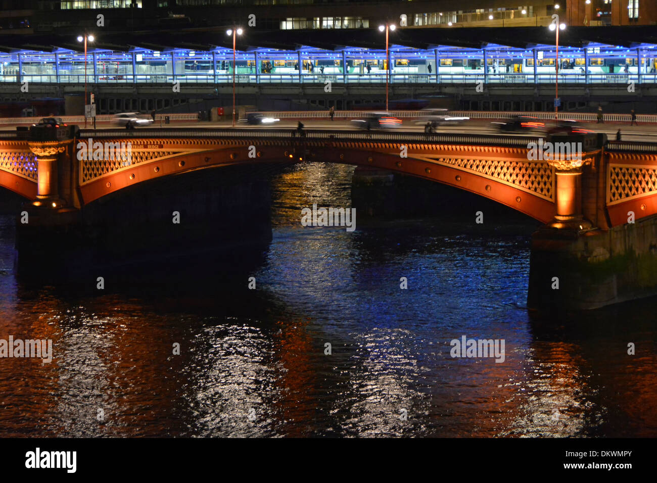 Blackfriars road bridge with new extended covered train station ...
