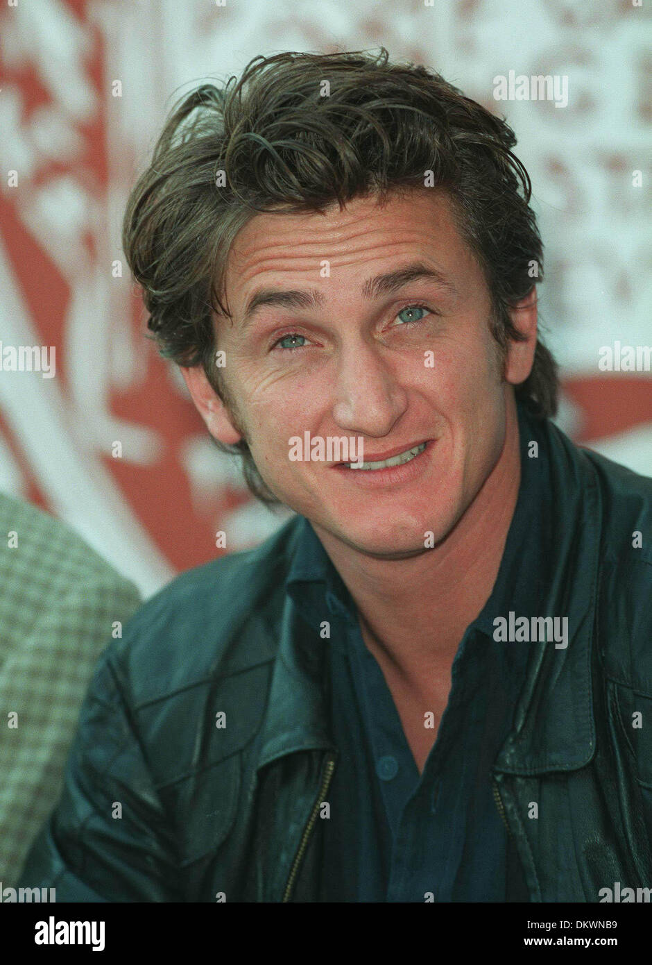 SEAN PENN.FILM ACTOR & FILM DIRECTOR.14/09/1995.F83B17AC Stock Photo ...
