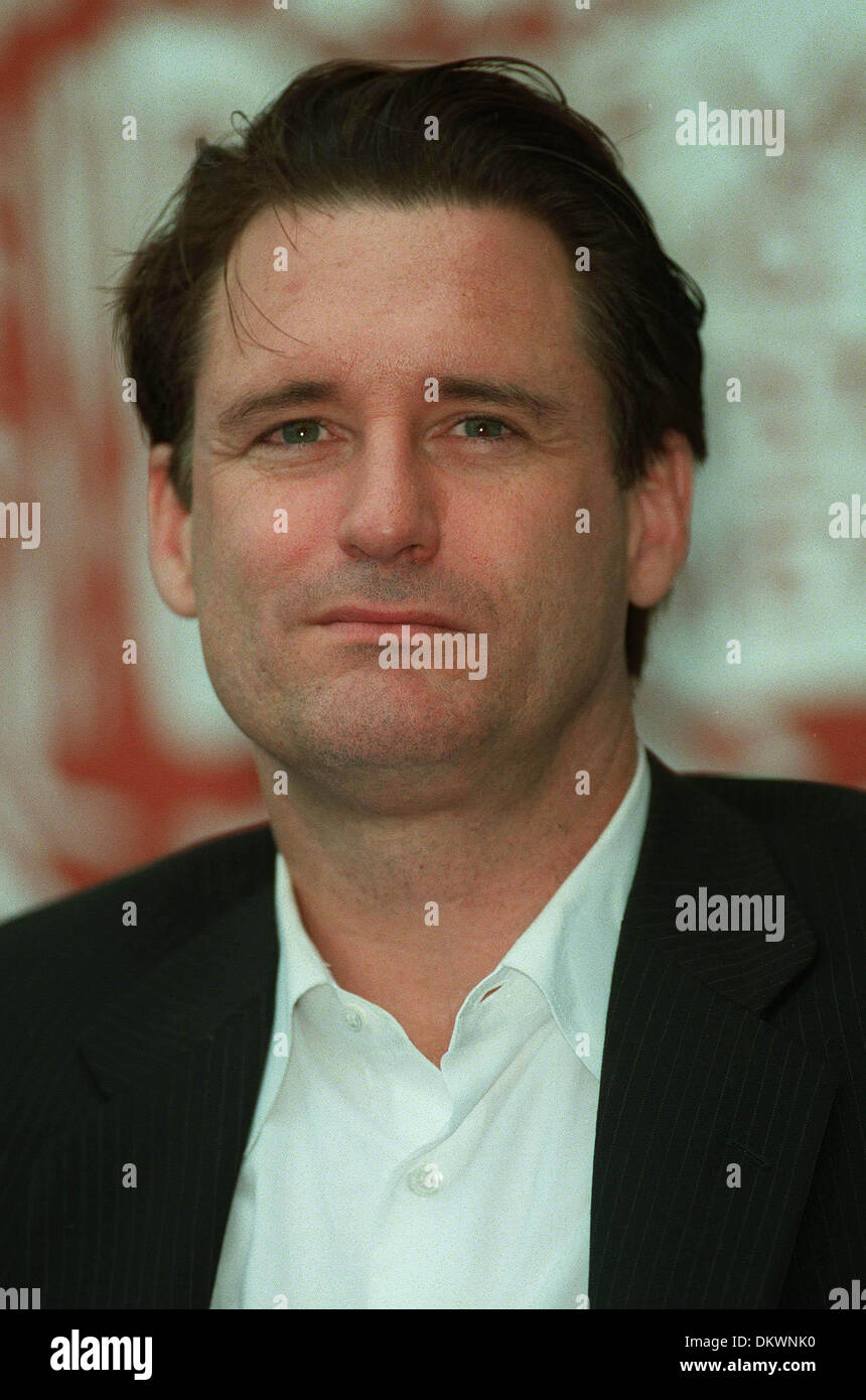 Bill pullman 1996 hi-res stock photography and images - Alamy
