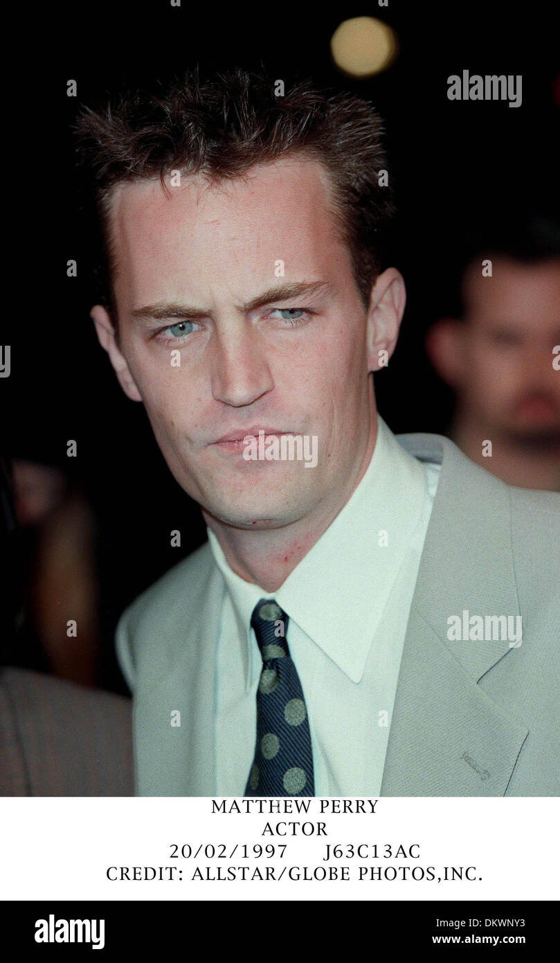 Matthew perry 1997 hi-res stock photography and images - Alamy