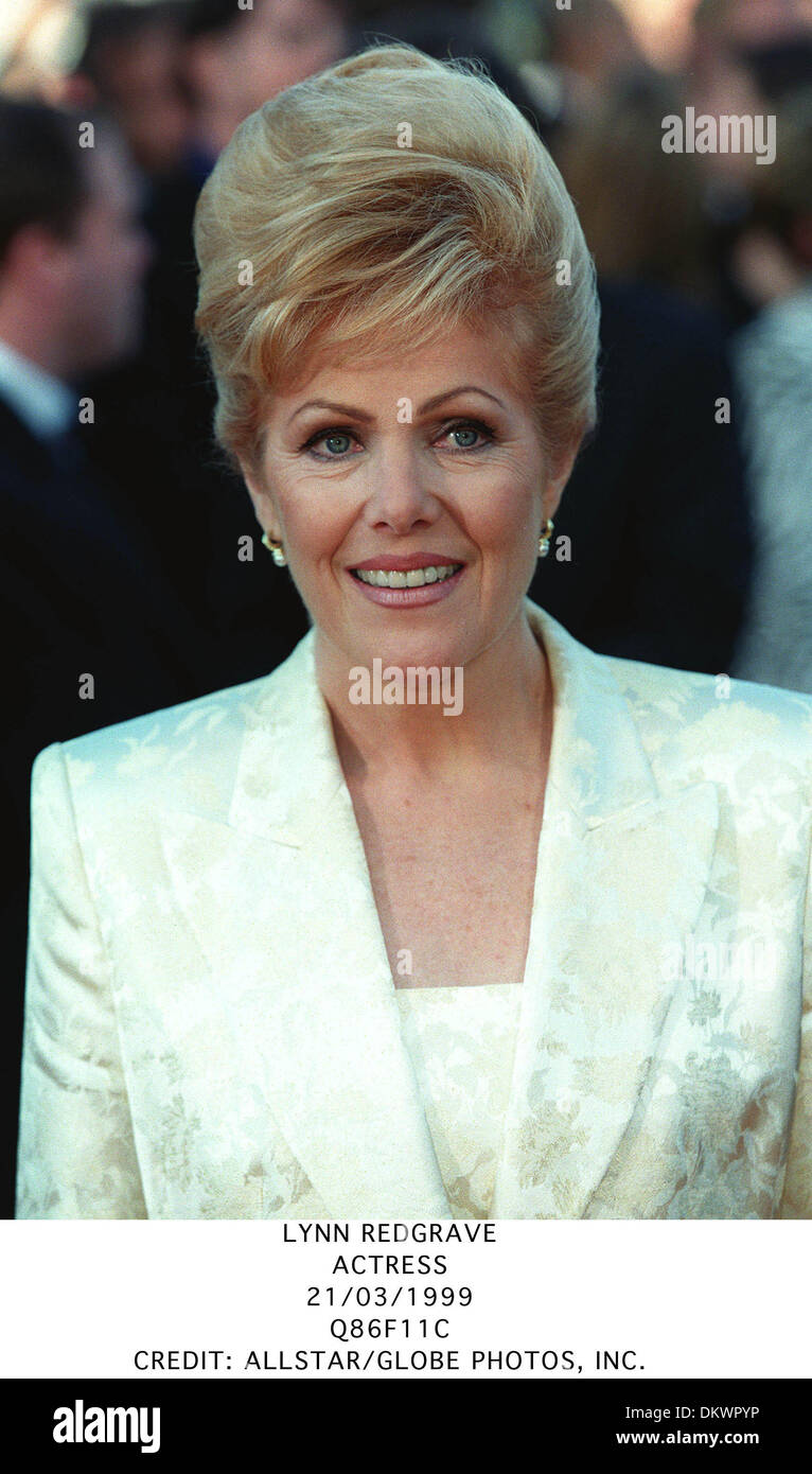 Lynn redgrave 1999 hi-res stock photography and images - Alamy
