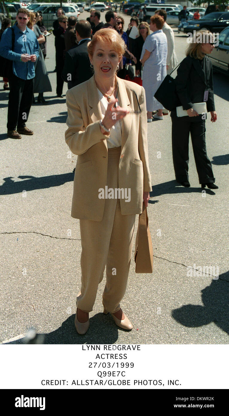 Lynn redgrave actress hi-res stock photography and images - Alamy