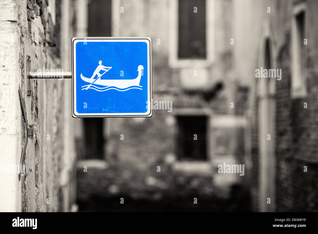 A traffic sign in Venice Italy Stock Photo - Alamy