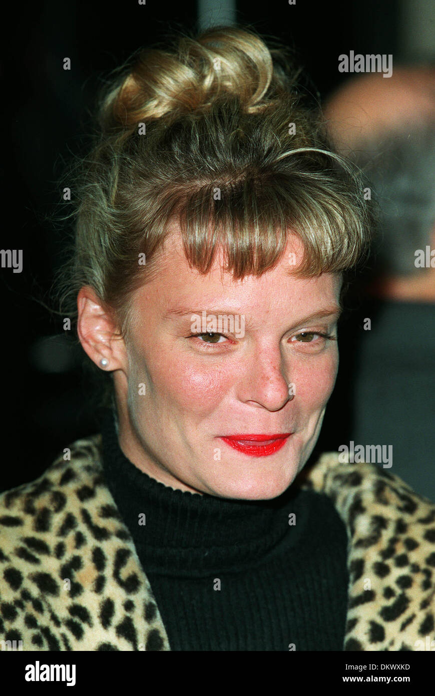 MARTHA PLIMPTON.ACTRESS.LOS ANGELES, USA.01/03/2001.BF74E1C.CREDIT ...