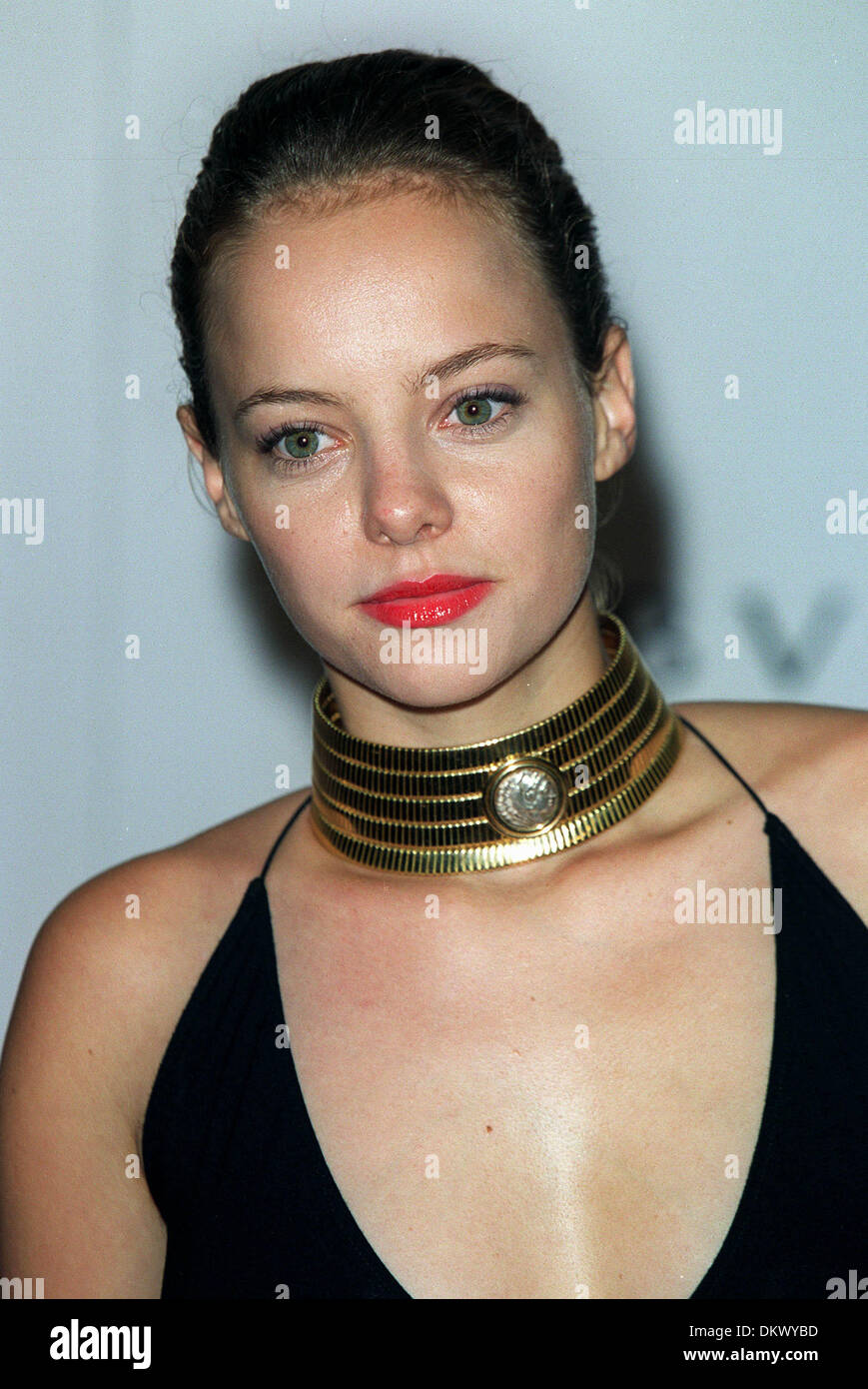 BIJOU PHILLIPS.ACTRESS.LY.VENICE FILM FESTIVAL 2001, ITA.31/08/2001 ...