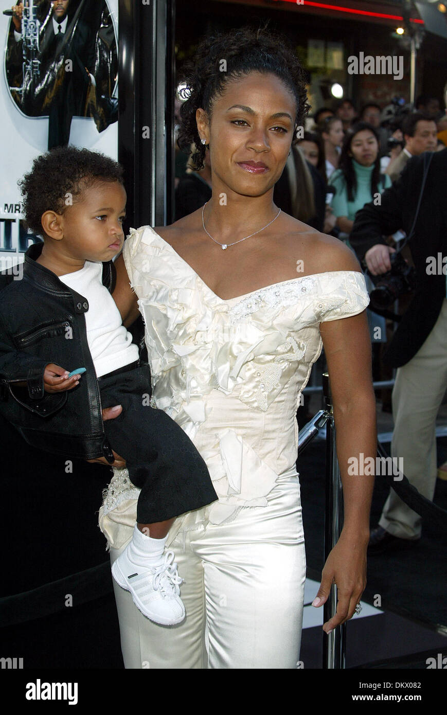 JADA PINKETT SMITH & WILLOW.ACTRESS & DAUGHTER.WESTWOOD, LOS ANGELES ...