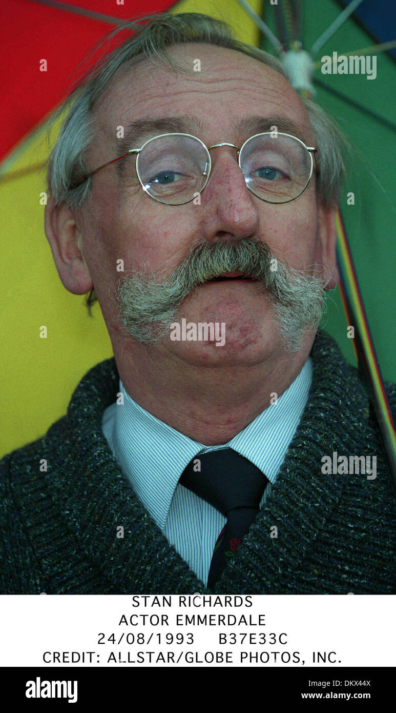 Emmerdale 1993 hi-res stock photography and images - Alamy