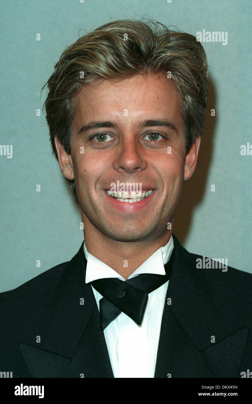 Pat sharp hi-res stock photography and images - Alamy