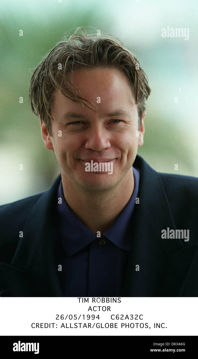 Tim robbins 1994 hi-res stock photography and images - Alamy