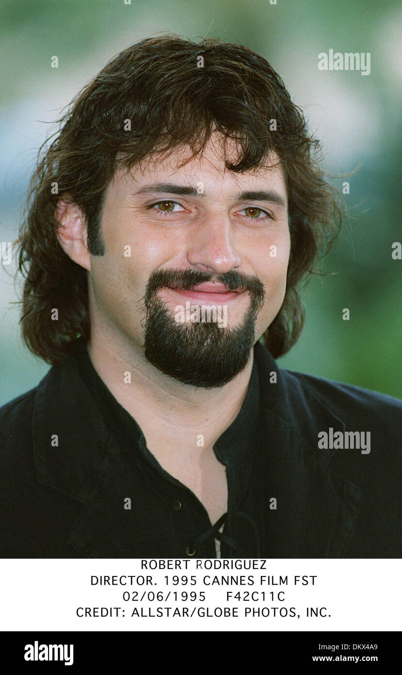 ROBERT RODRIGUEZ.DIRECTOR. 1995 CANNES FILM FST.02/06/1995.F42C11C ...
