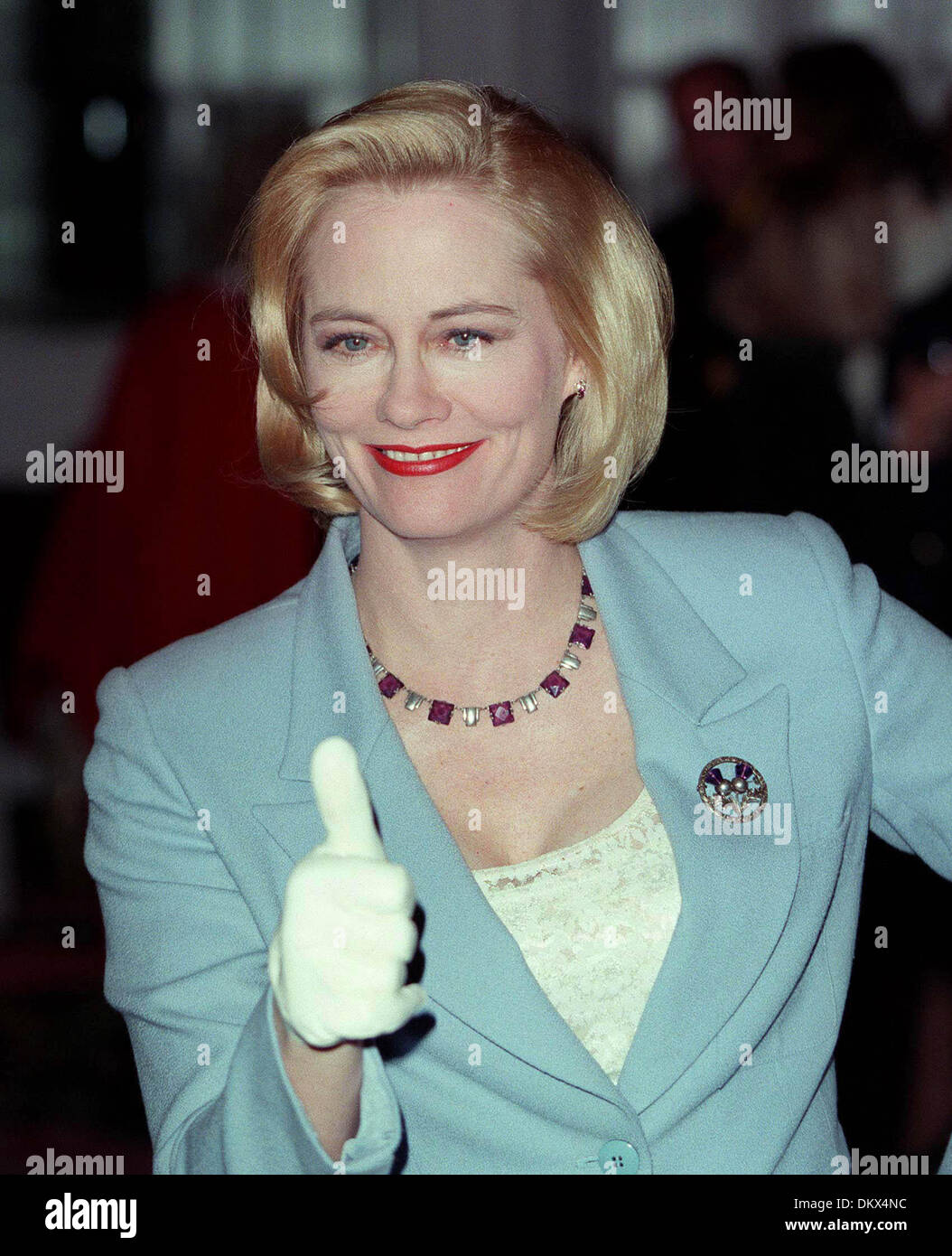 Cybill shepherd cybill 1996 hi-res stock photography and images - Alamy