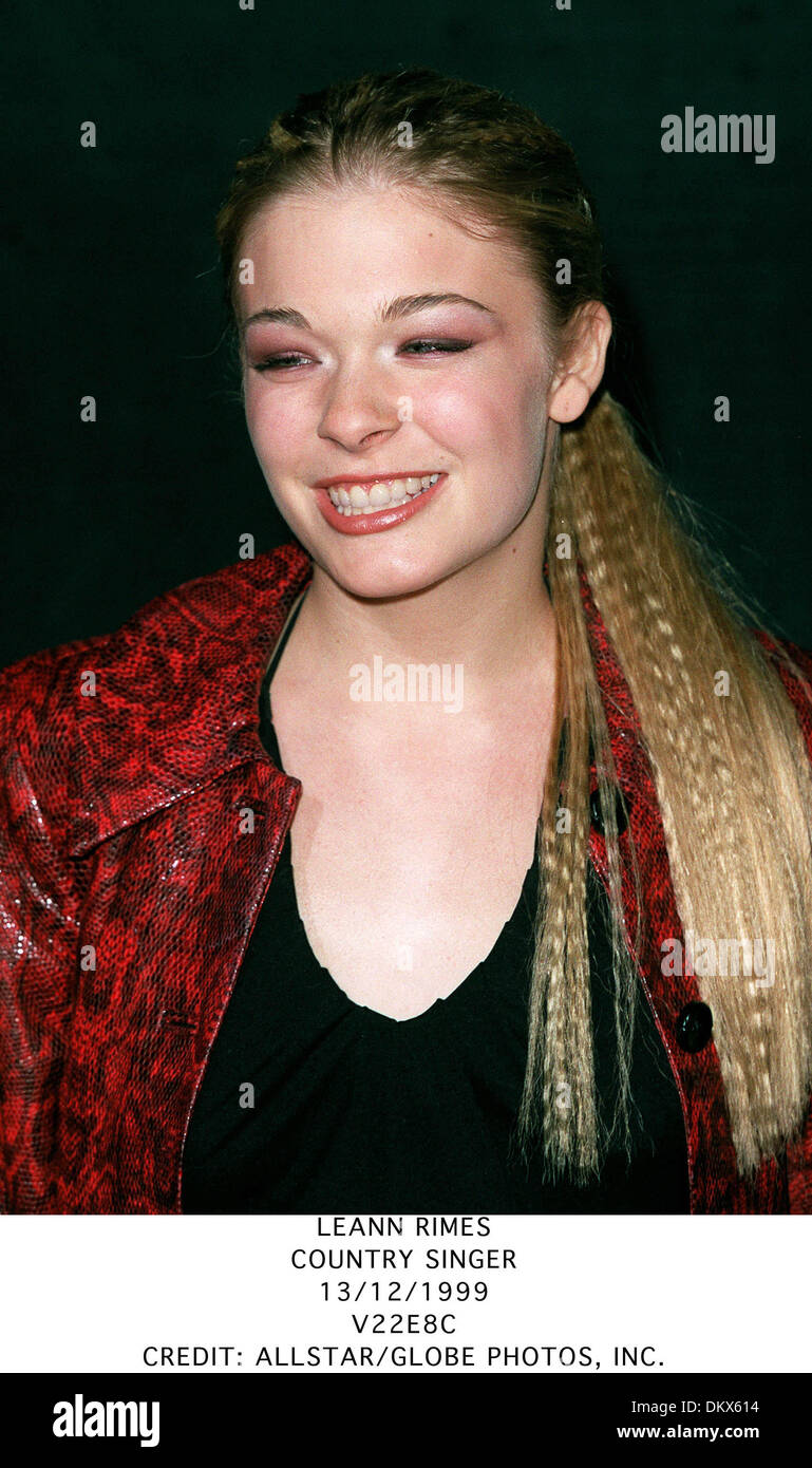 Leann rimes 1999 hi-res stock photography and images - Alamy