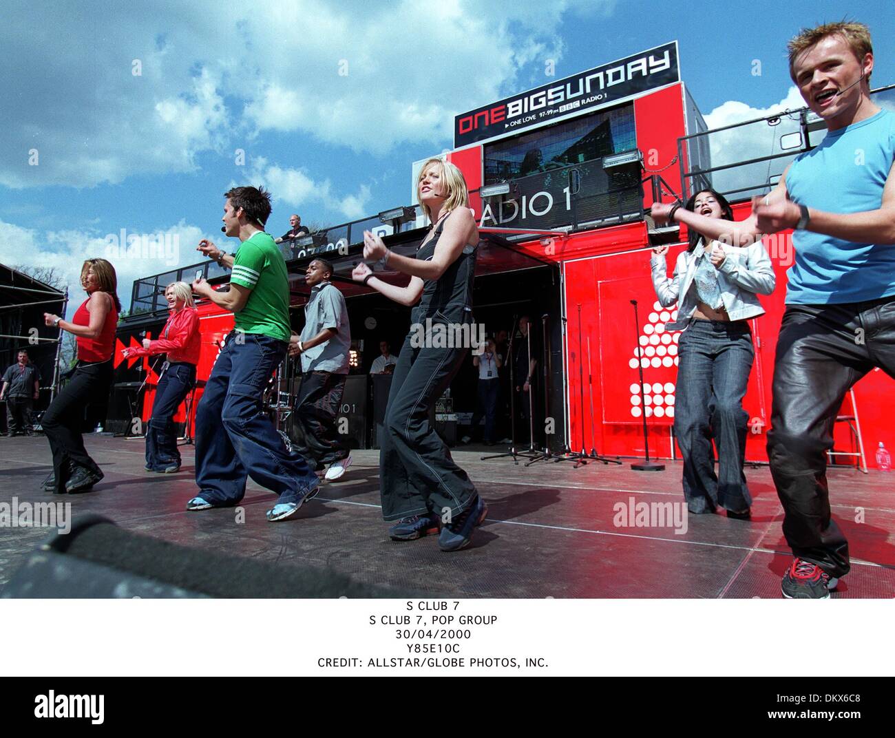 Pop group s club 7 hi-res stock photography and images - Alamy