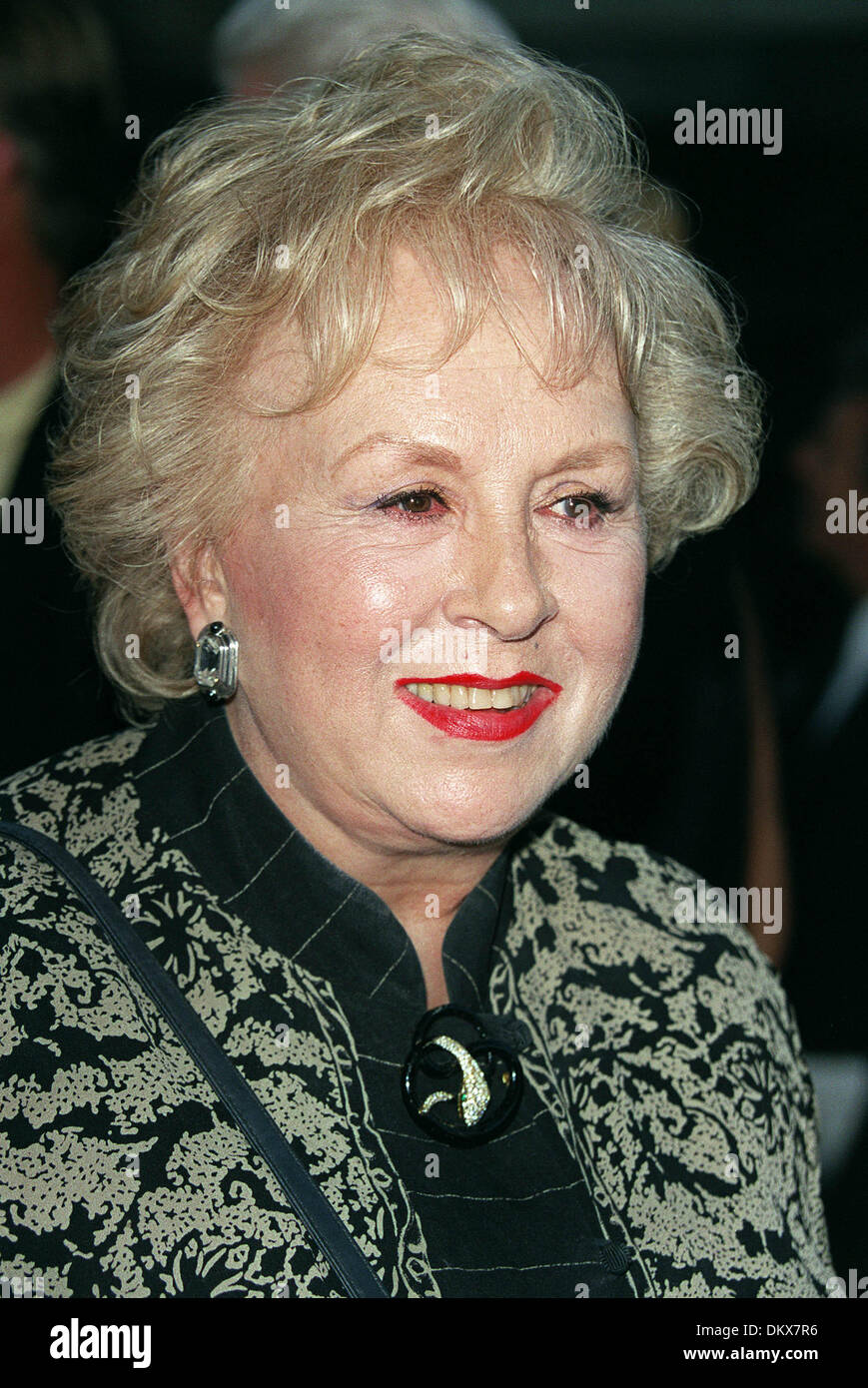 DORIS ROBERTS.ACTRESS.LOS ANGELES, USA.23/07/2001.BL14G18AC Stock Photo ...