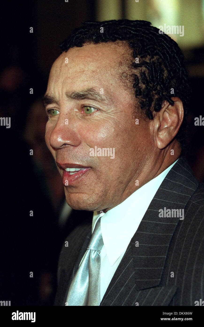 SMOKEY ROBINSON.SINGER.KODAK THEATRE, LA, USA.12/01/2002.BP47C2C Stock ...