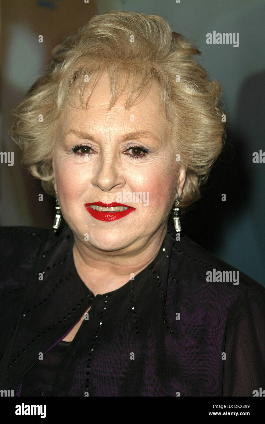 Doris roberts hi-res stock photography and images - Alamy