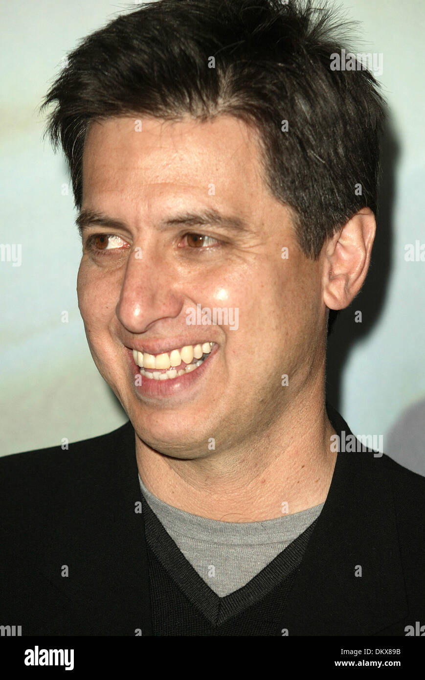 Actor ray romano hi-res stock photography and images - Alamy