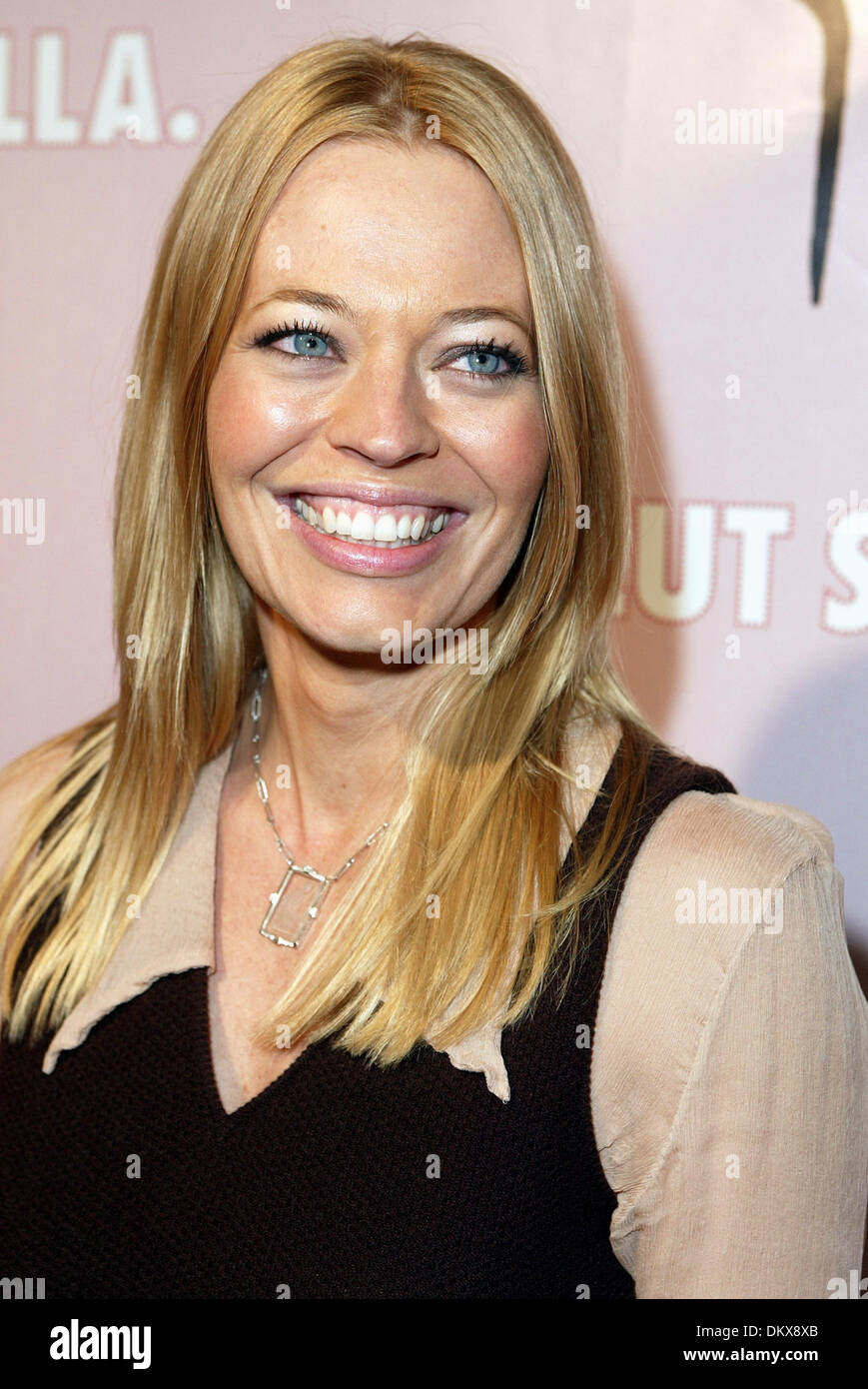 Jeri ryan 2002 hi-res stock photography and images - Alamy
