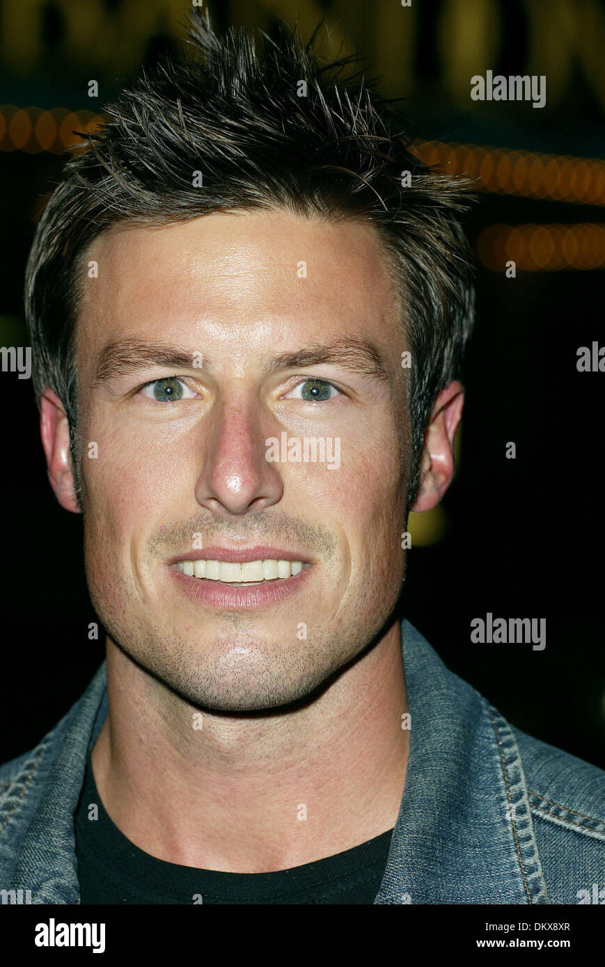 Derek riker hi-res stock photography and images - Alamy