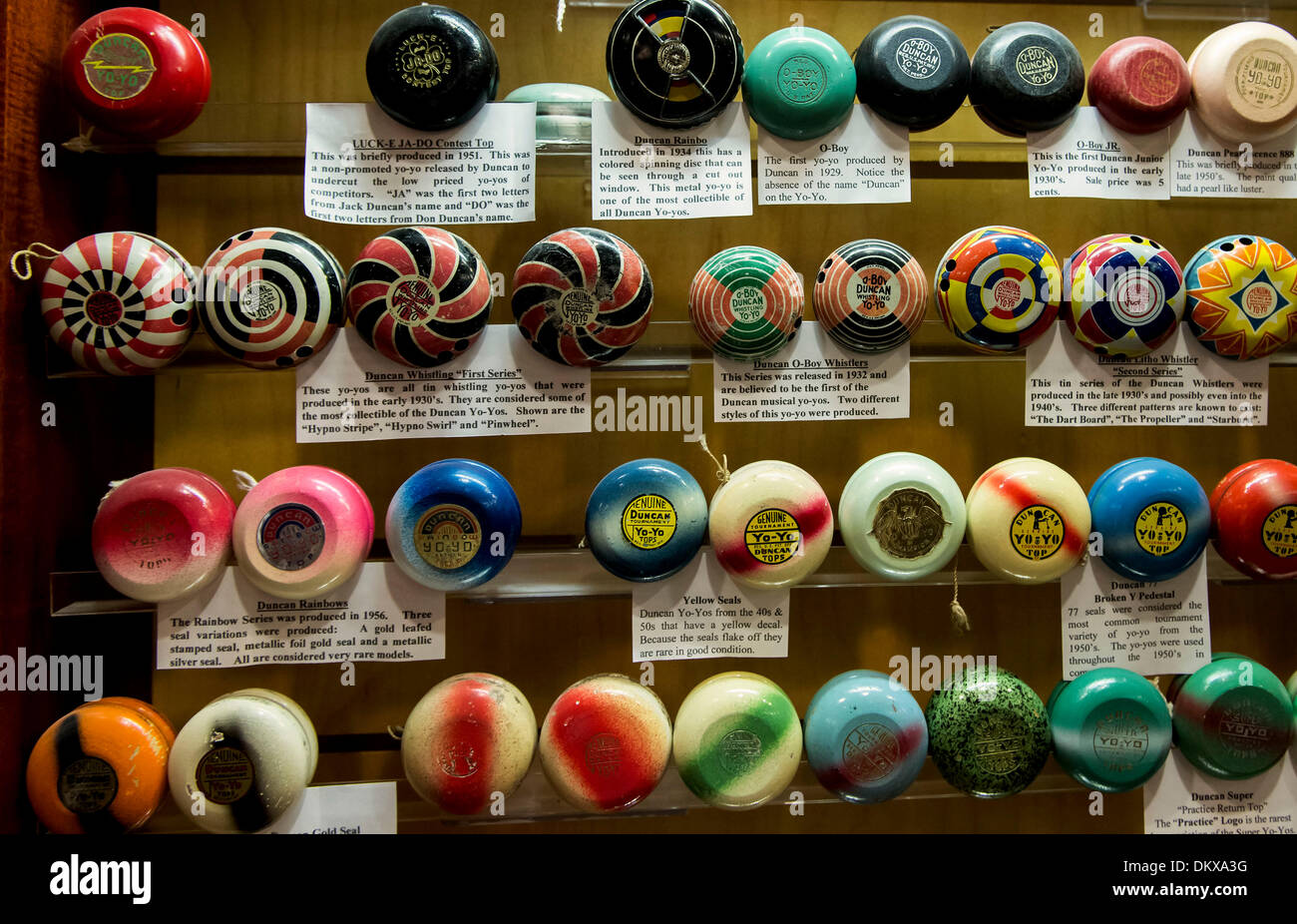 Orlando, Florida, USA. 09th Dec, 2013. Some of the estimated 10,000 Yo ...