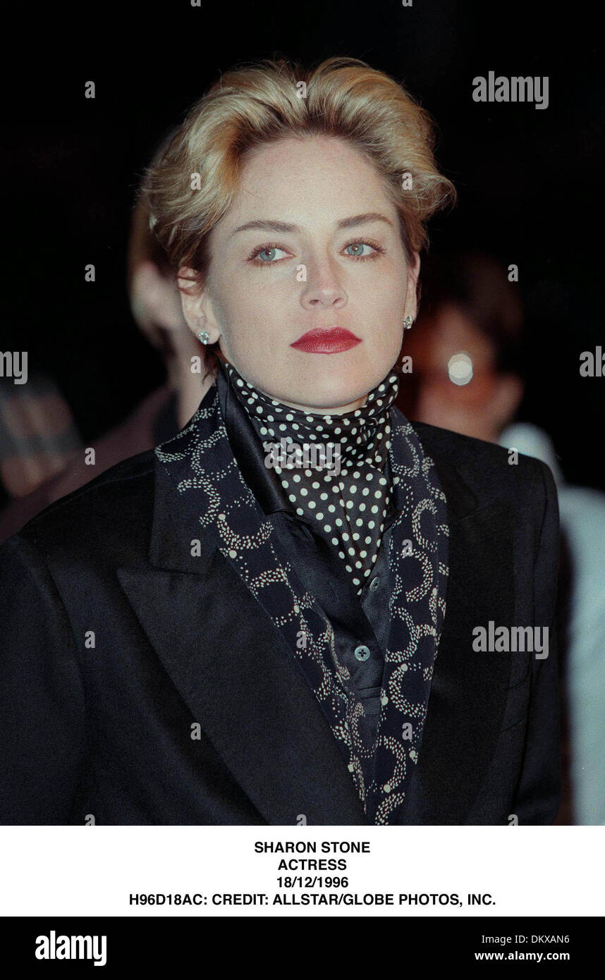 SHARON STONE.ACTRESS.18/12/1996.H96D18AC: CREDIT Stock Photo - Alamy