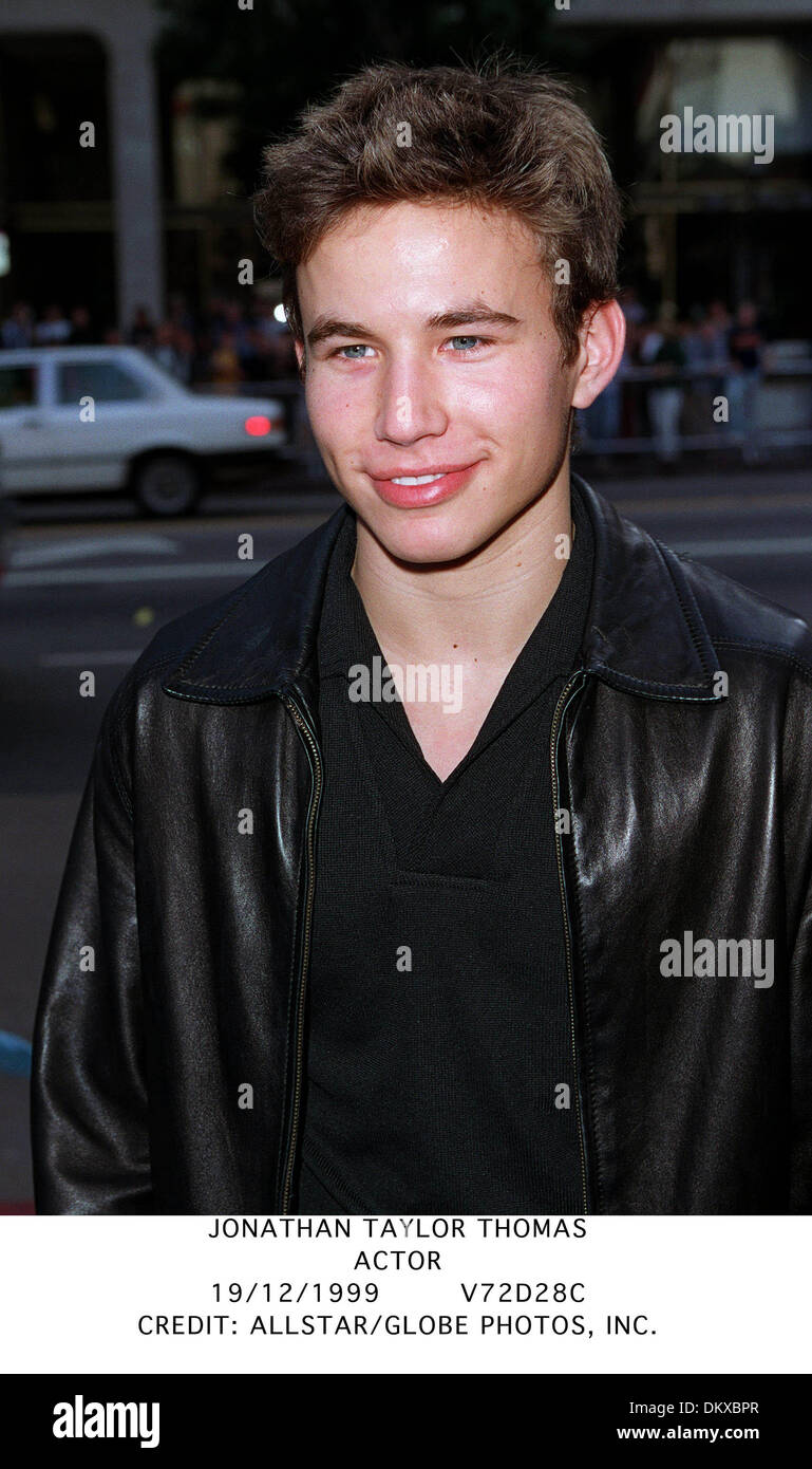 Jonathan taylor thomas 1999 hi-res stock photography and images - Alamy