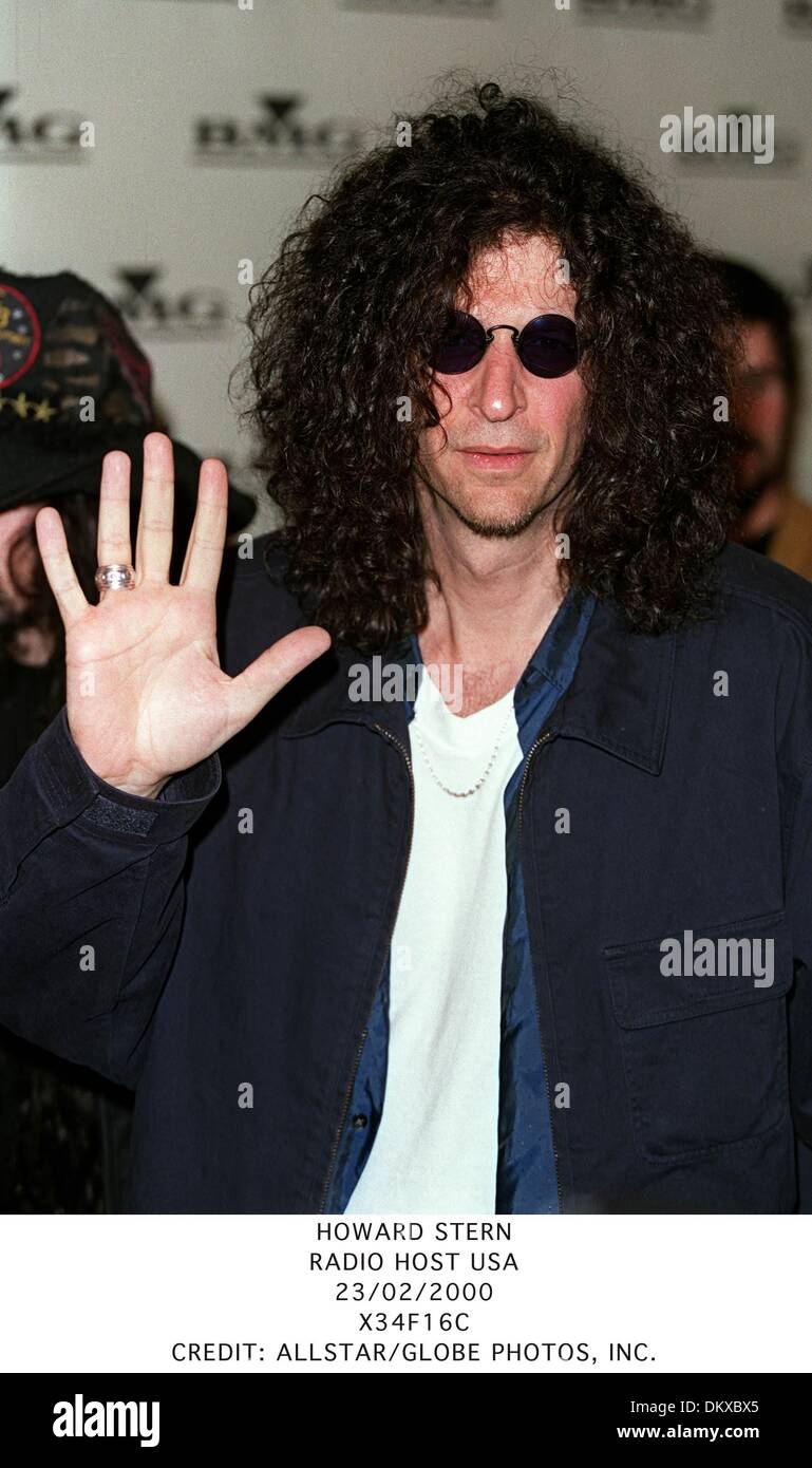 HOWARD STERN.RADIO HOST USA.23/02/2000.X34F16C Stock Photo - Alamy