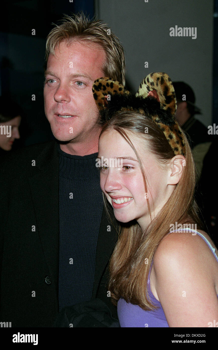 KIEFER SUTHERLAND & DAUGHTER.ACTOR.HOLLYWOOD, LA, USA.04/05/2001 ...