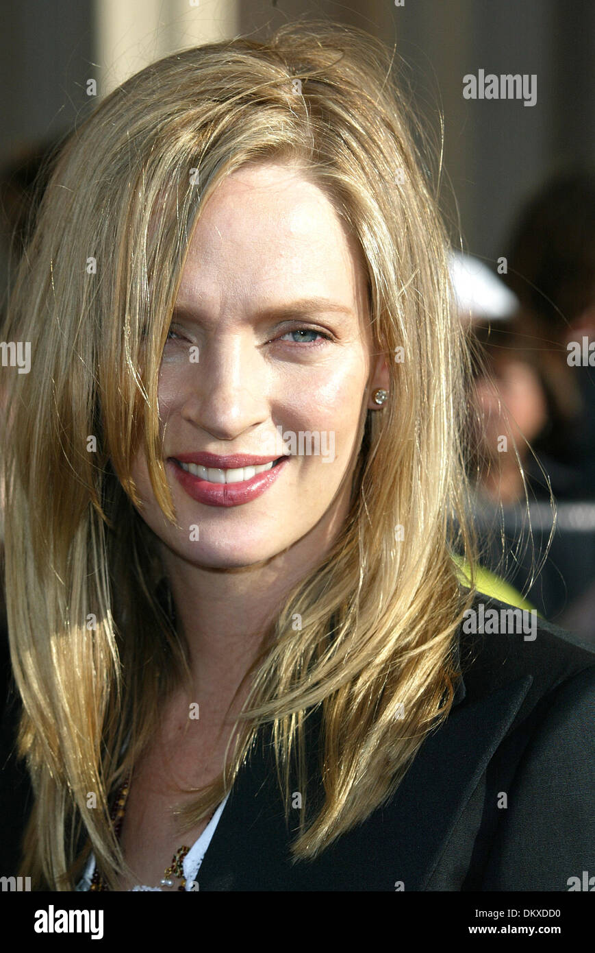 UMA THURMAN.ACTRESS.SA.SHRINE THEATRE, LOS ANGELES, U.10/03/2002.LA805 ...