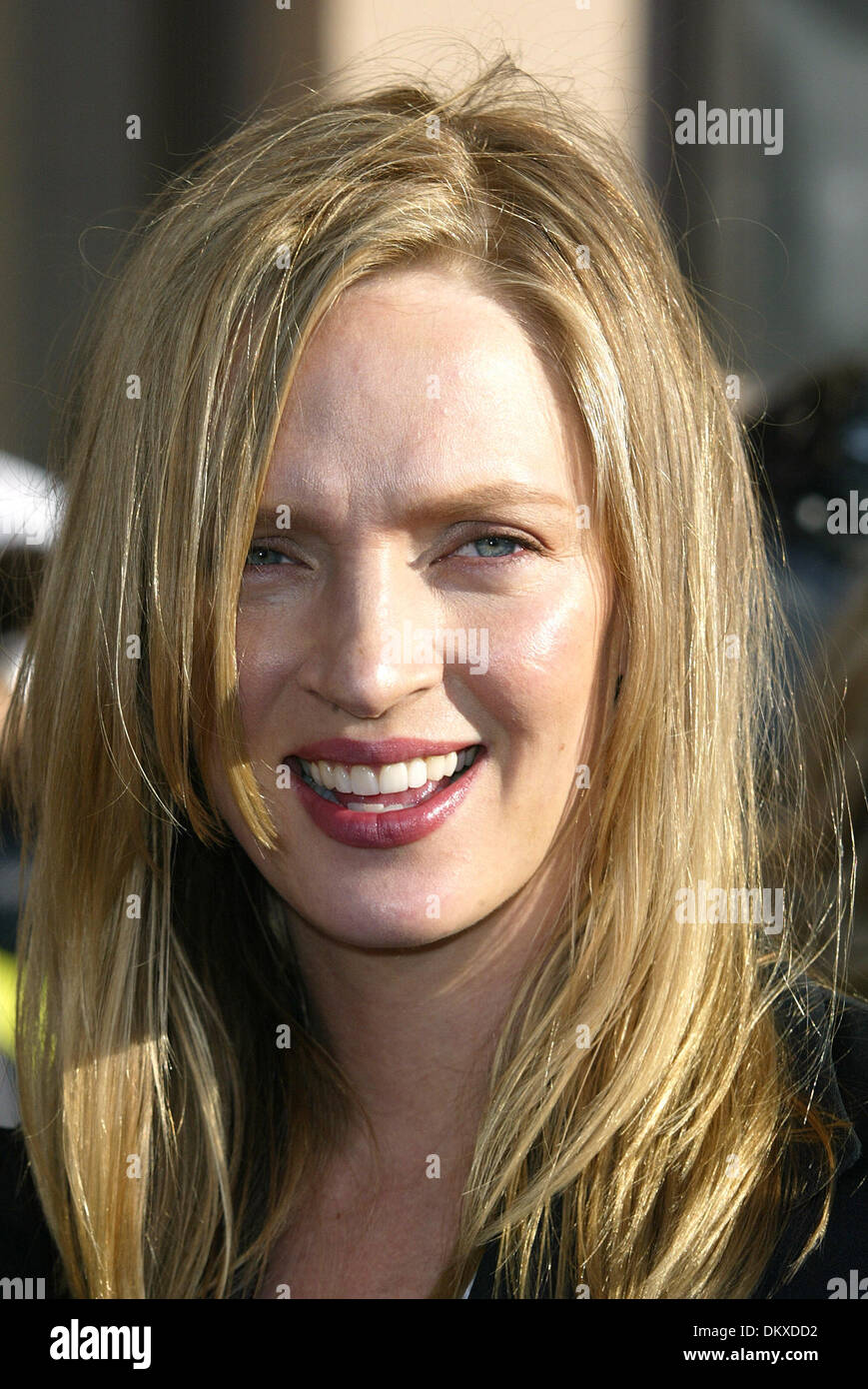 UMA THURMAN.ACTRESS.SA.SHRINE THEATRE, LOS ANGELES, U.10/03/2002.LA809 ...