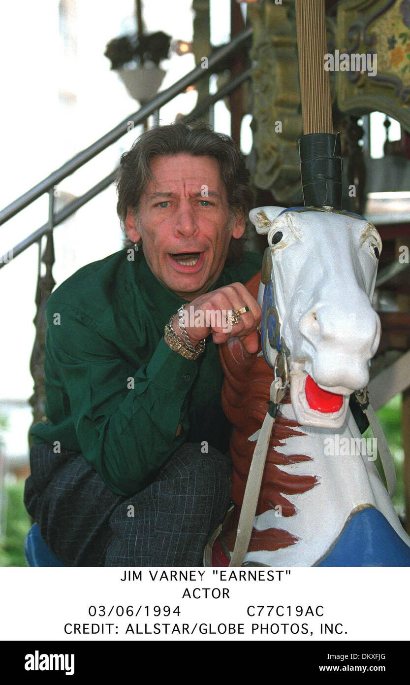 JIM VARNEY ''EARNEST''.ACTOR.03/06/1994.C77C19AC Stock Photo - Alamy