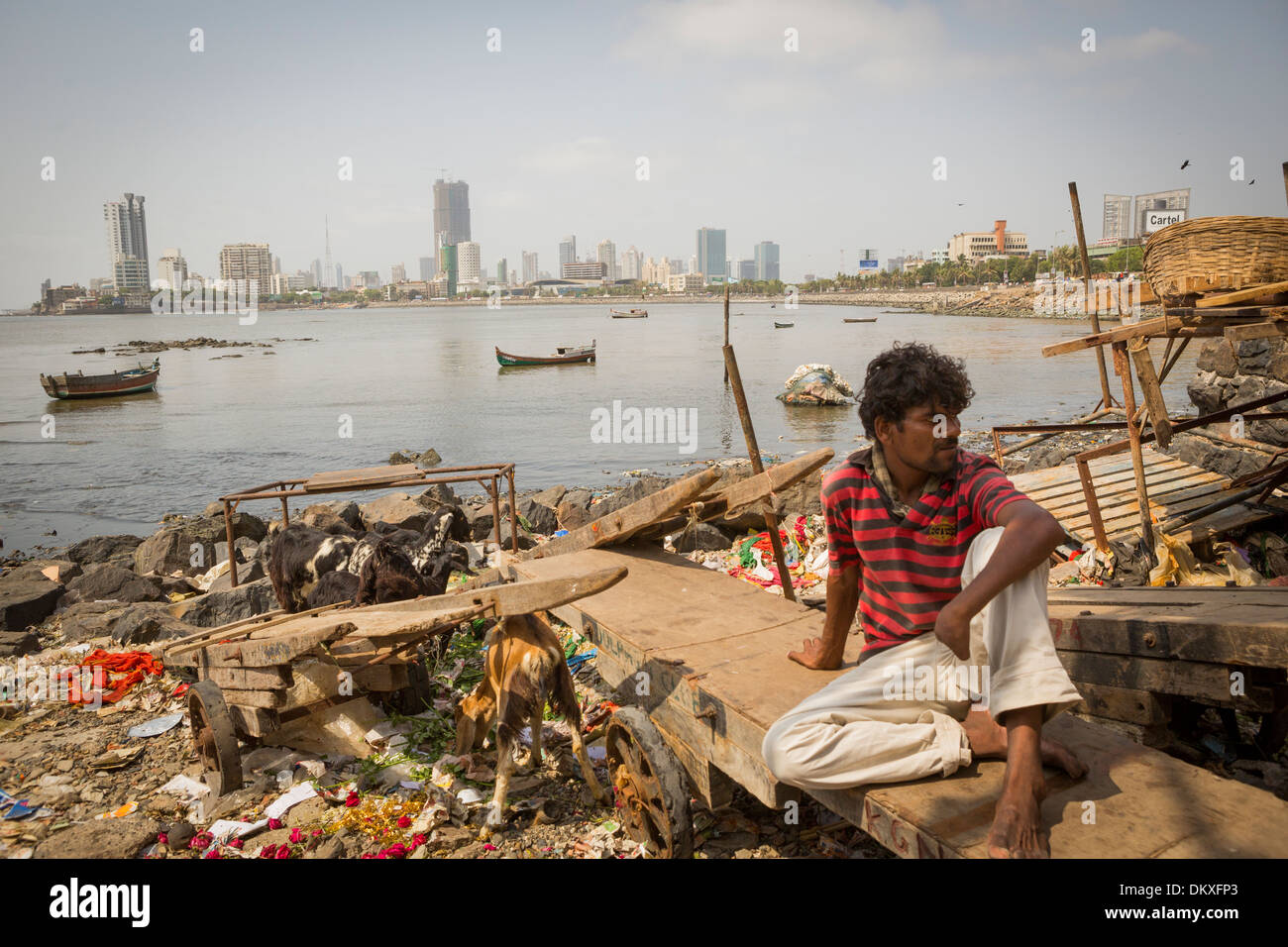 Mumbai (Bombay), India near Haji Ali Dargah Mosque Stock Photo - Alamy
