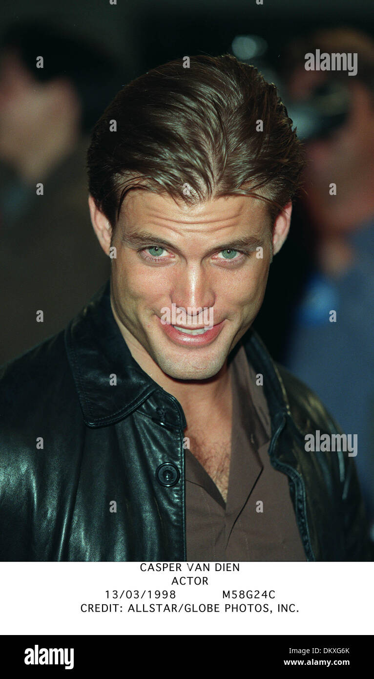 Casper van dien hi-res stock photography and images - Alamy