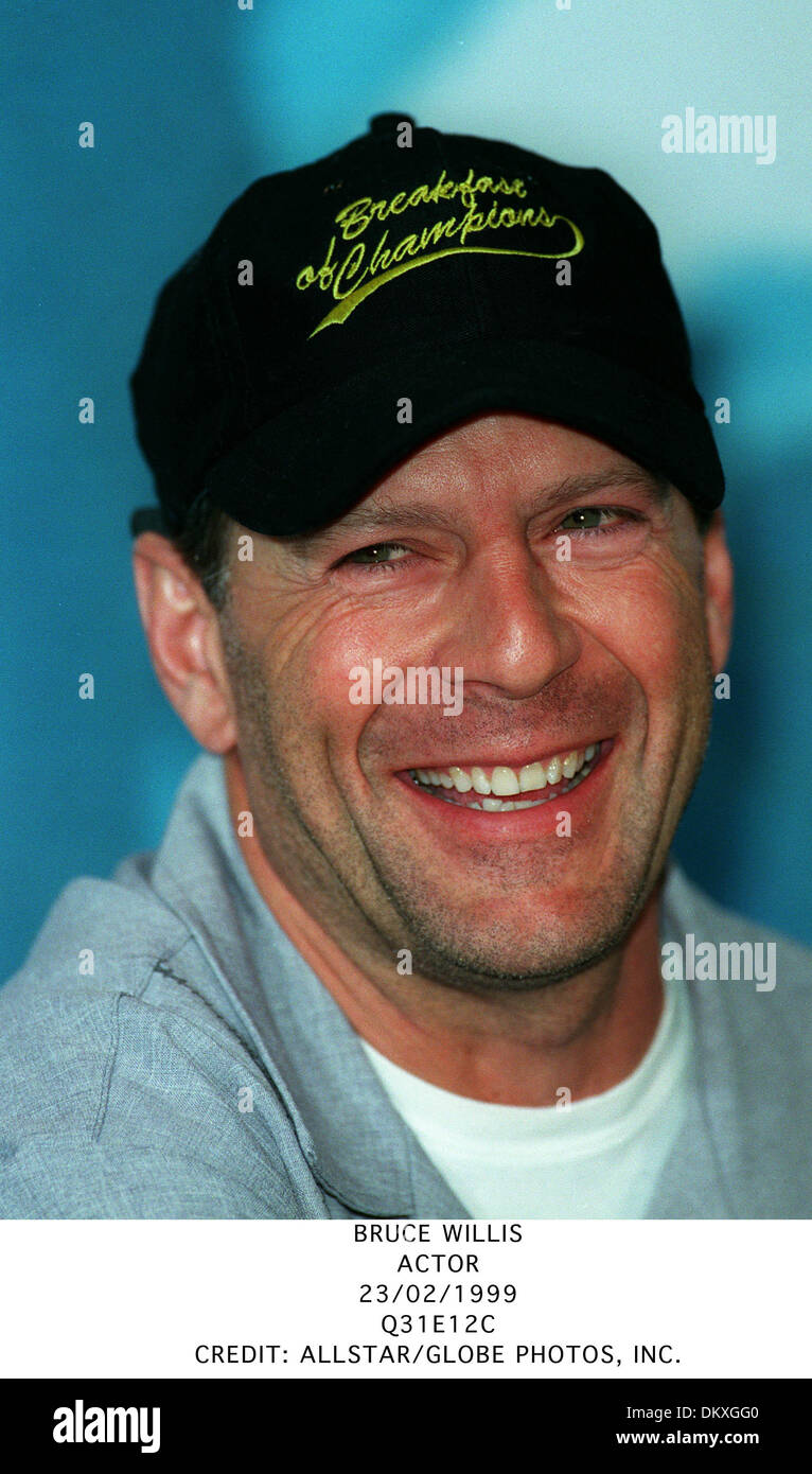 Bruce willis actor hi-res stock photography and images - Alamy