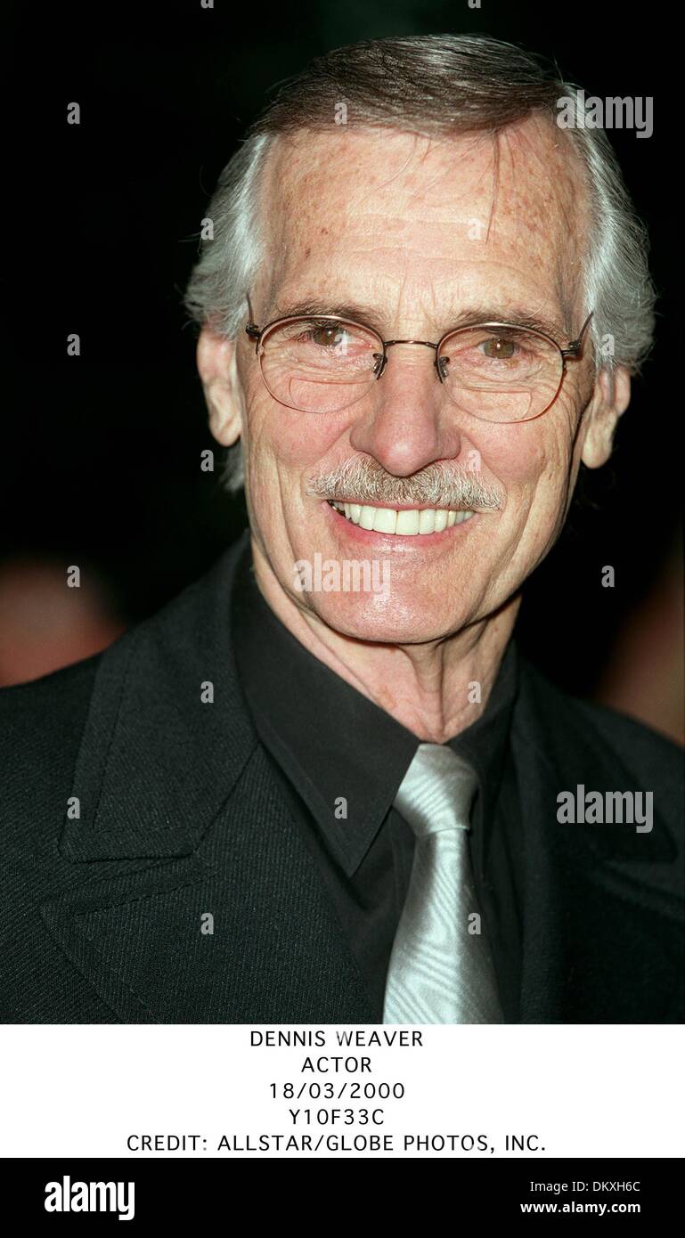 Actor dennis weaver hi-res stock photography and images - Alamy