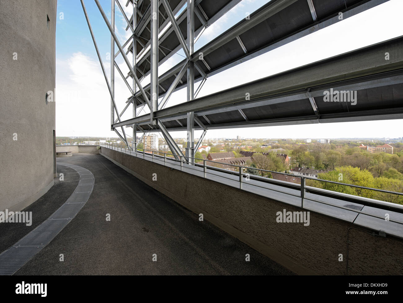 Bunker system hi-res stock photography and images - Alamy
