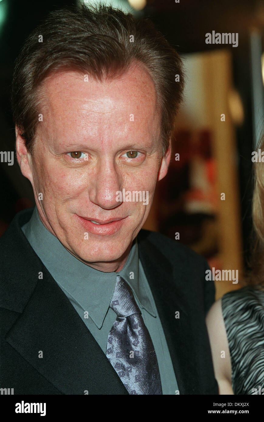 James woods 2001 hi-res stock photography and images - Alamy