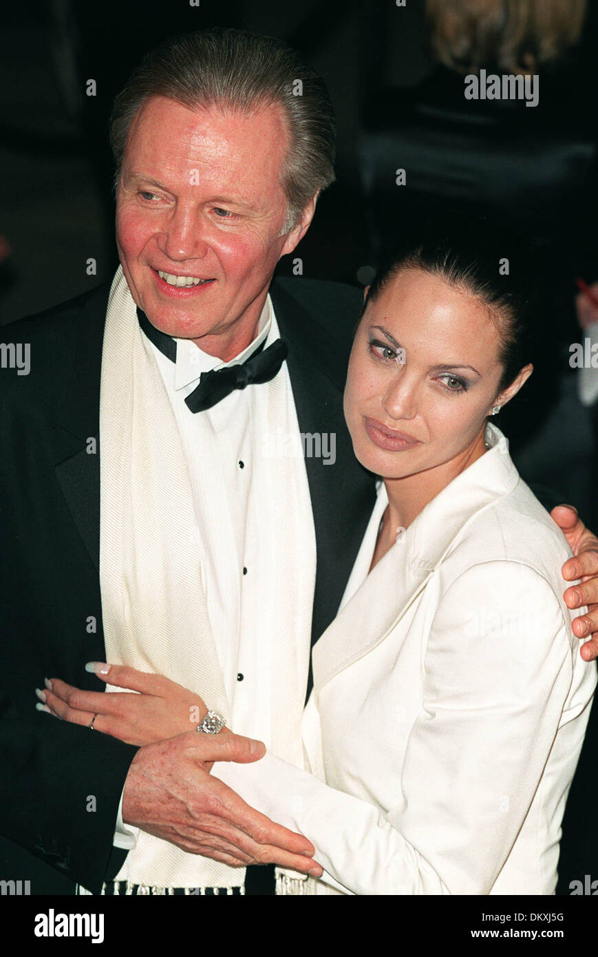 Jon Voight And Angelina Jolieactor And Actressamortens Beverly Hills La Us25032001bg13f28c