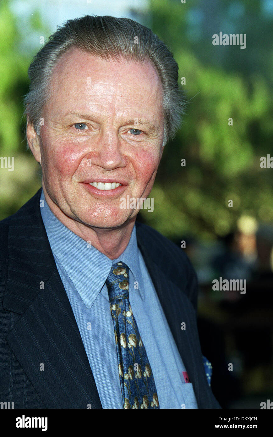 Jon voight 2001 hi-res stock photography and images - Alamy