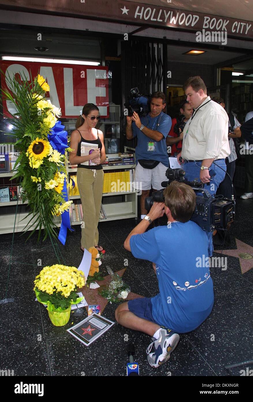 John ritter 2003 hi-res stock photography and images - Alamy