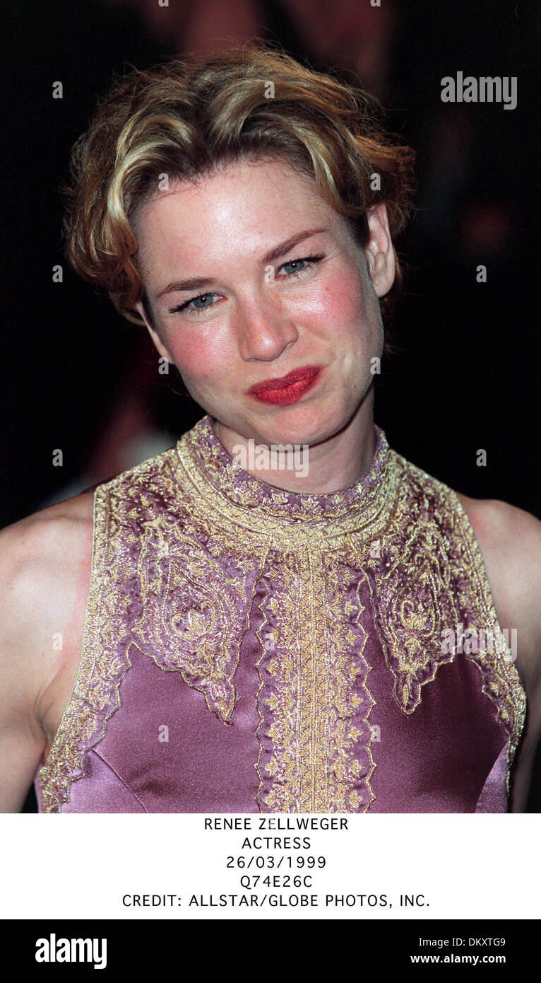 Renee Zellweger 1999 High Resolution Stock Photography and Images - Alamy