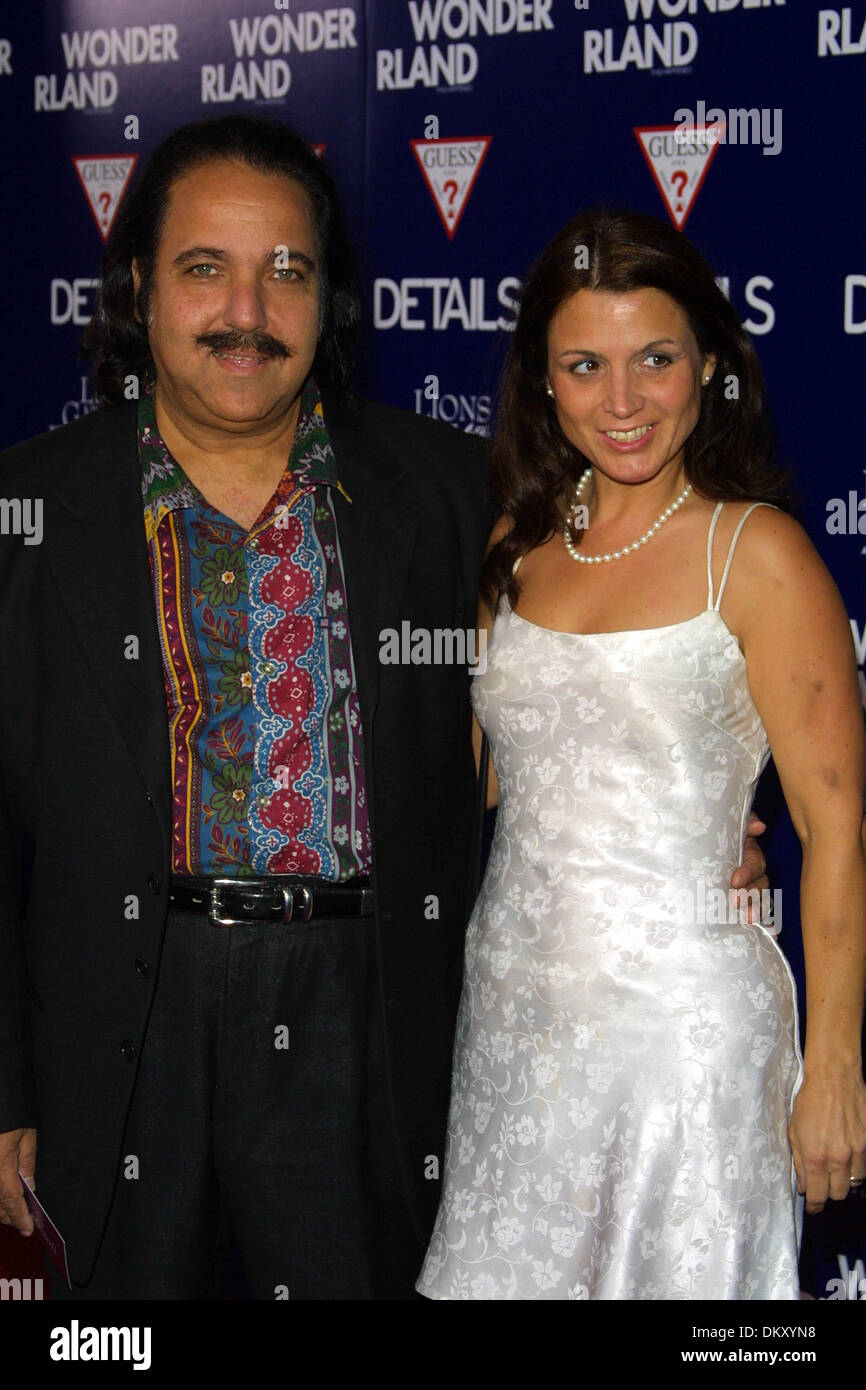 Jan. 1, 1980 - Hollywood, CA, USA - K32869KI- .LOS ANGELES PREMIERE OF ''WONDERLAND'' AT GRAUMAN ...