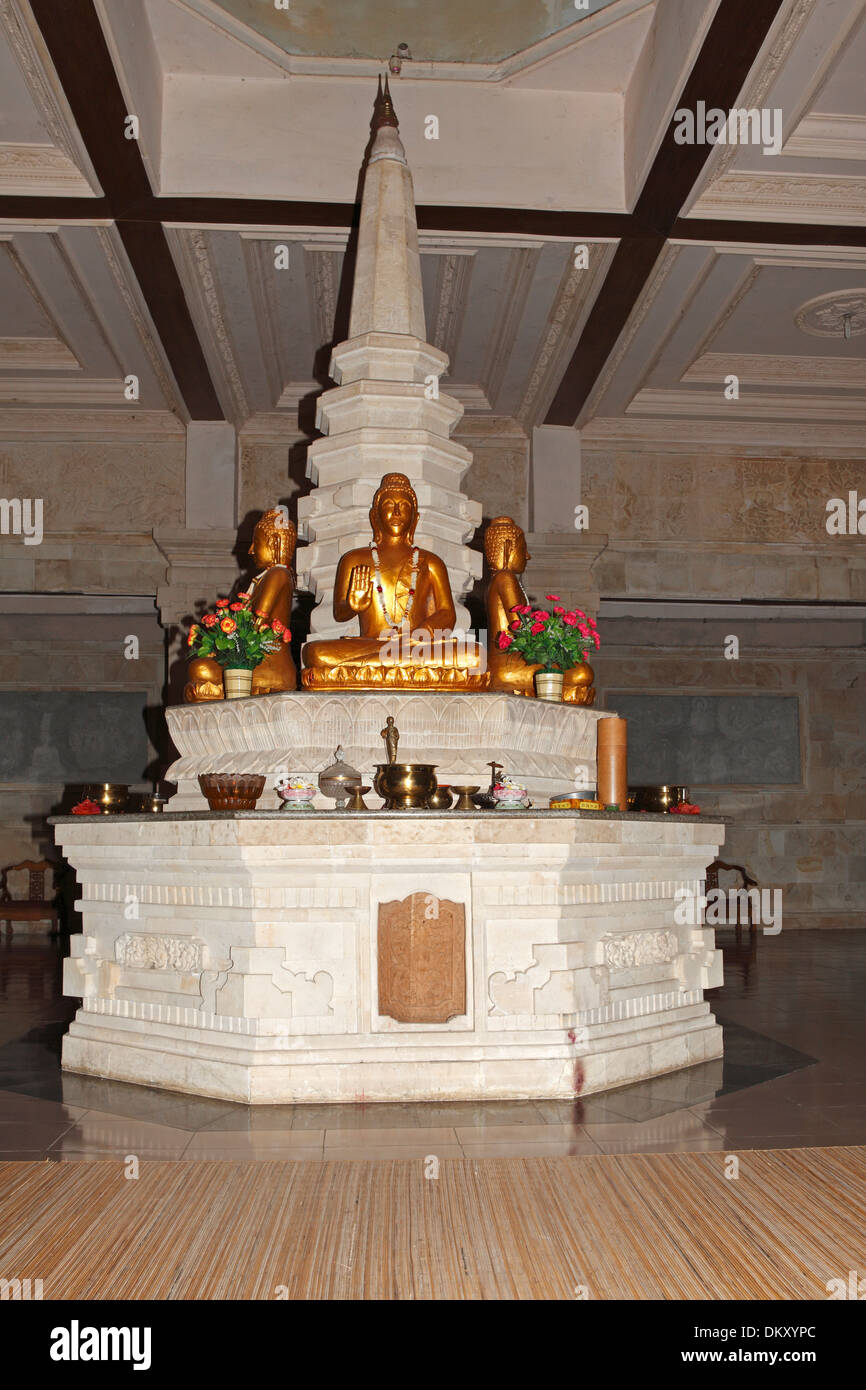 One of the worship rooms at Brahma Vihara Arama, Buddhist Monastery ...
