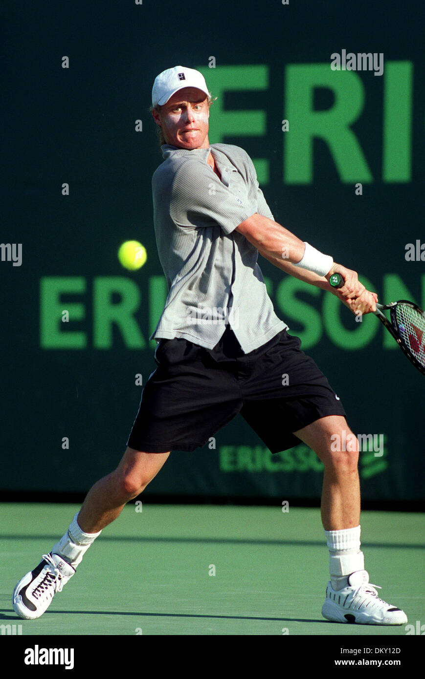 Lleyton hewitt 2001 hi-res stock photography and images - Alamy