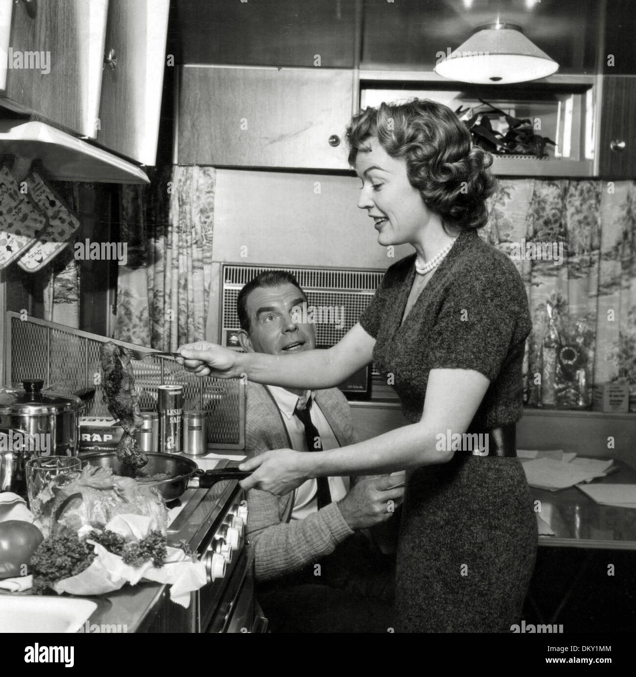 Fred macmurray june haver hi-res stock photography and images - Alamy