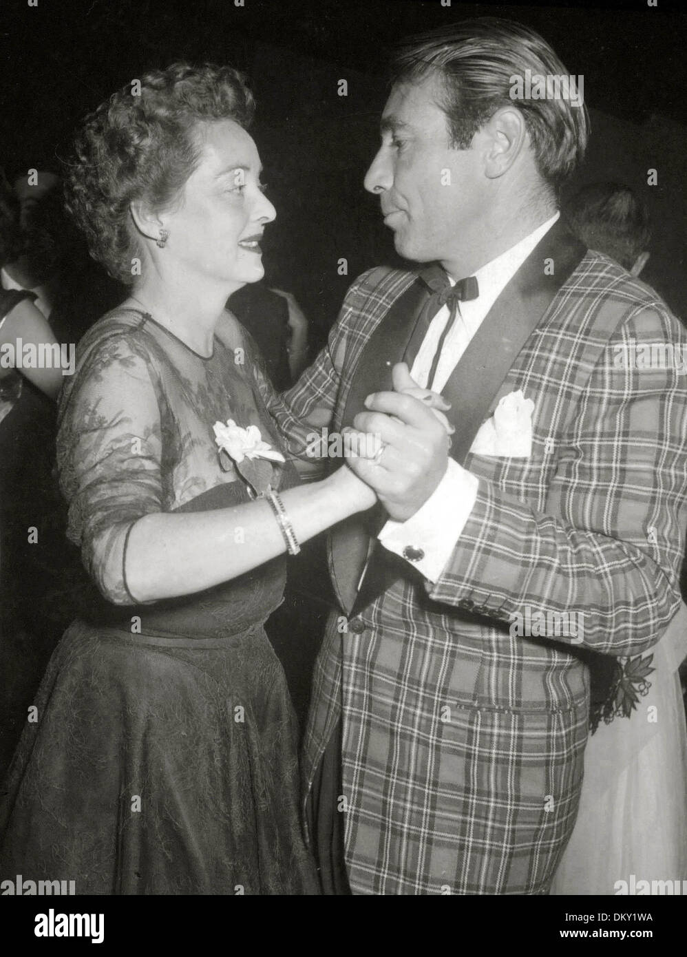 Gary merrill hi-res stock photography and images - Alamy